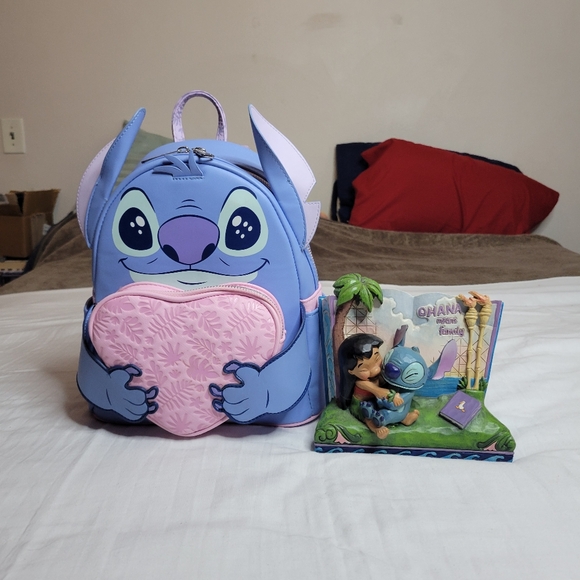 Loungefly | Bags | Loungefly Stitch Heart Mini Backpack Disney Showcase ...